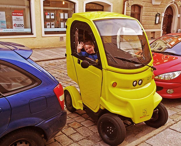 Elektro-Mopedauto - führerscheinfrei auf 4 Rädern